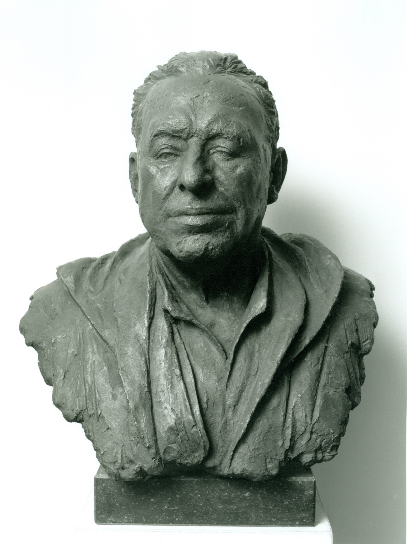 Buste de Maurice Leroy – Patrimoine artistique – Les Trésors de l ...